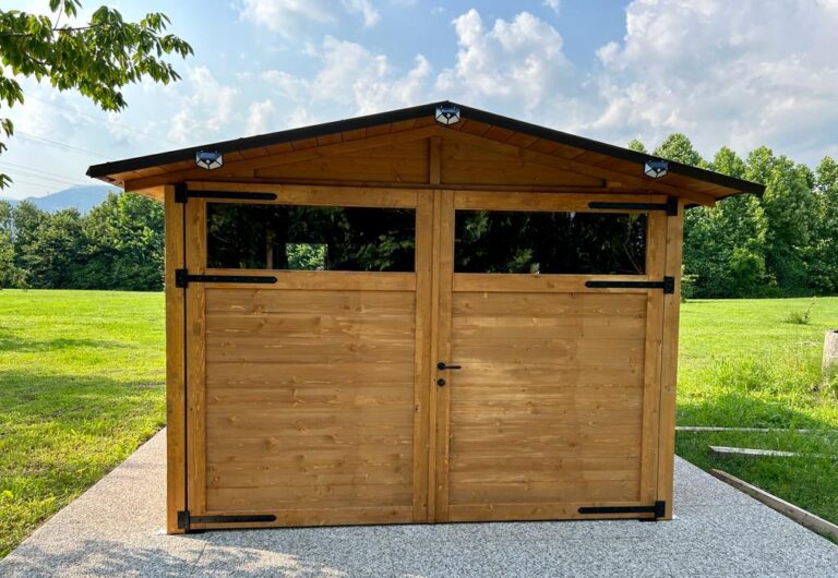 Modelli box auto in legno